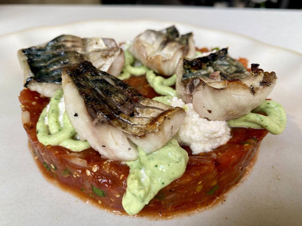 Tartar de tomate con caballa | Gastronosfera