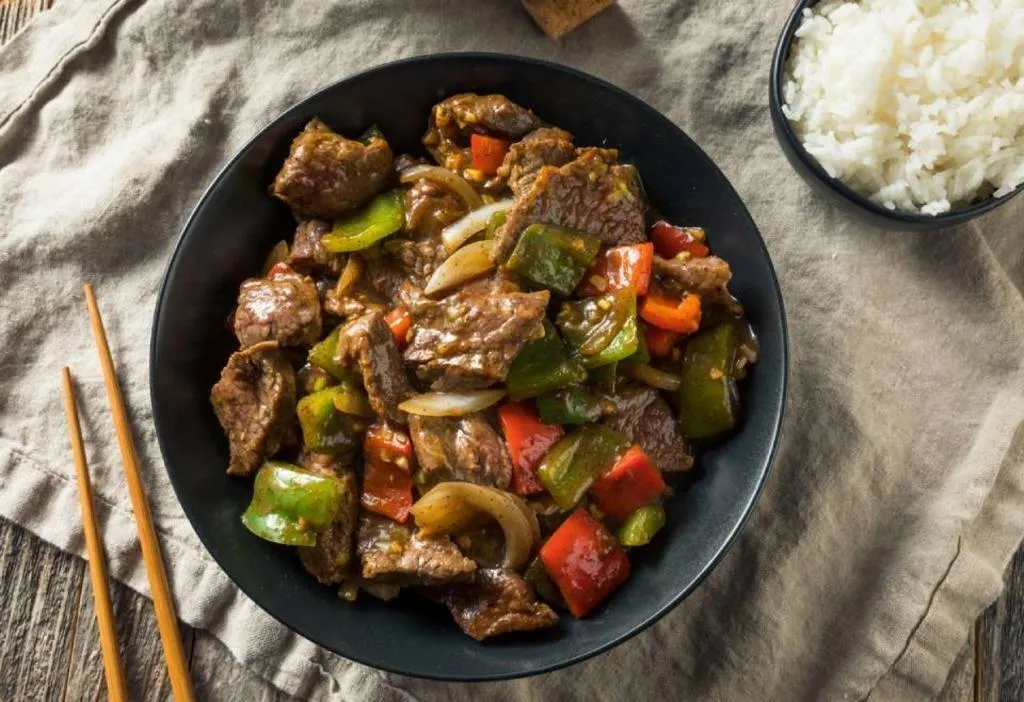 Cocinar con wok: una tradición oriental que llegó para quedarse ...